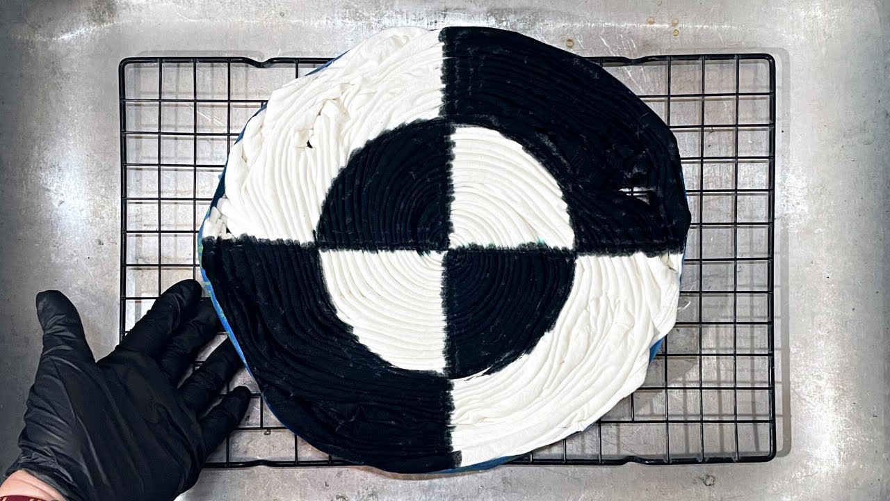 How to Tie Dye | Pattern #570 | Monochrome Switch-A-Roo Spiral (BONUS ...