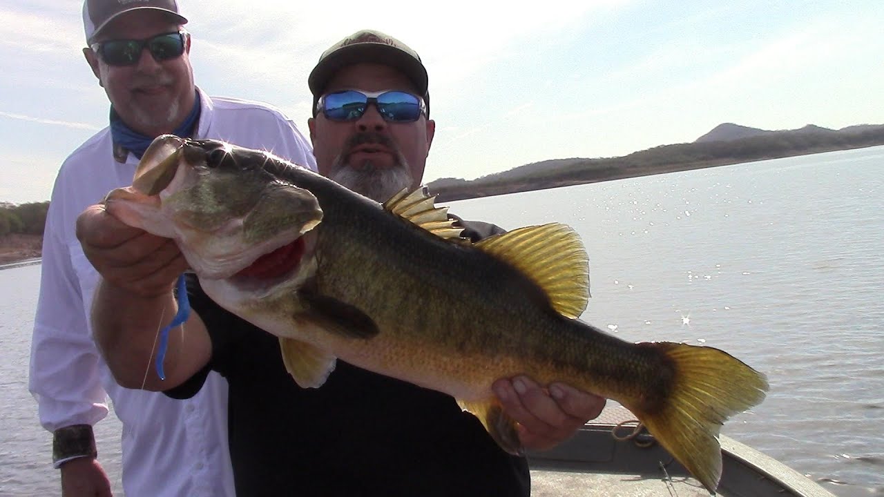 The Return to Angler's Inn for Monster Bass - "Mayhem in Mexico" (Day ...