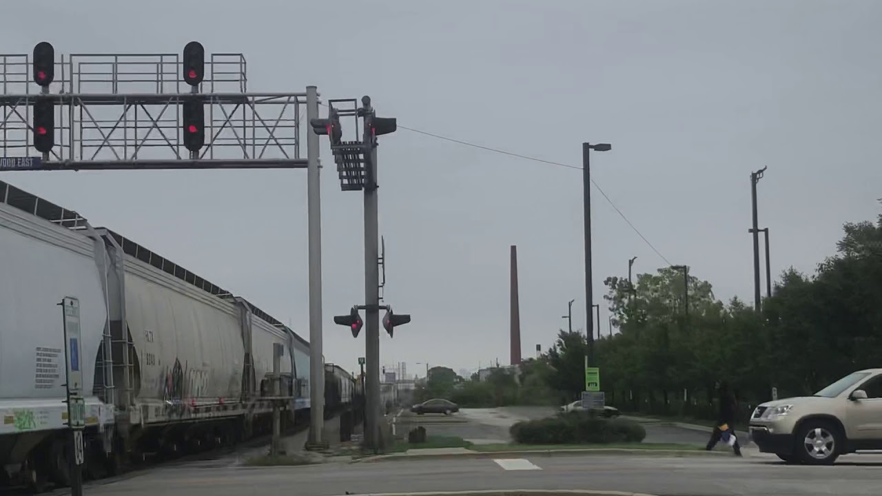Railroad Crossing high pitched safetran type 3 (Part 3) - YouTube