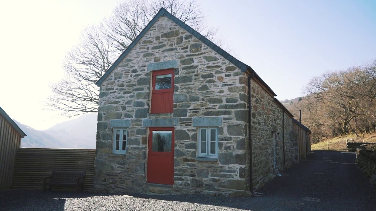 Gelli Newydd Snowdonia Holiday Cottages North Wales - YouTube