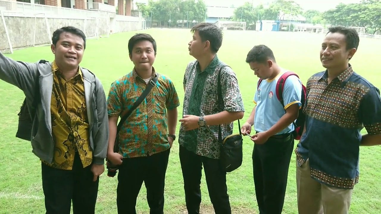 KKI goes to Beacon Academy - YouTube