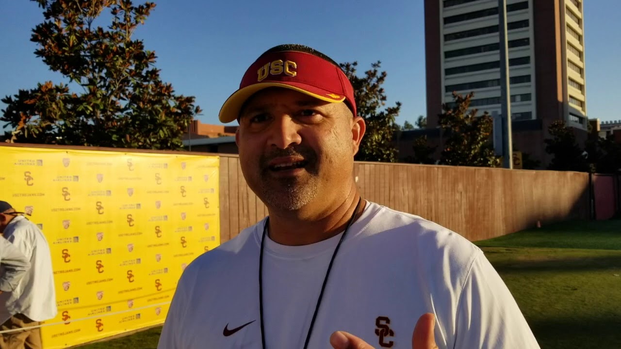 USC DL coach Chad Kauha'aha'a on self-scouting during bye week - YouTube