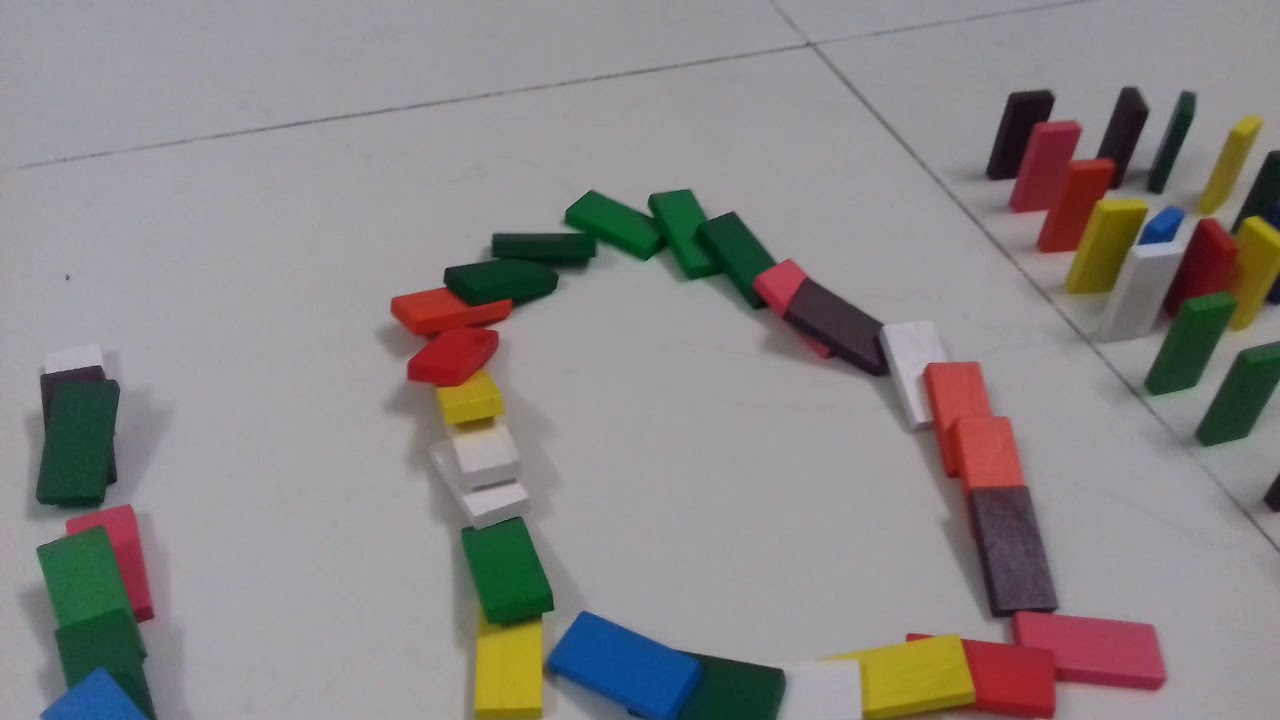Building domino N to S - YouTube