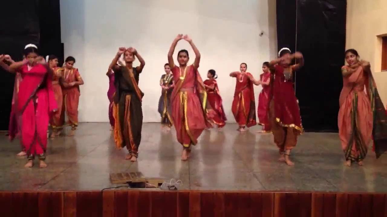 Jhingat | Sairat |Dance by Convent Girls. - YouTube