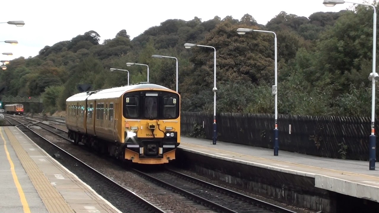 UK: Network Rail Class 950 track assessment unit passes Chesterfield 09 ...