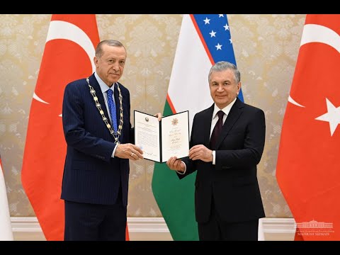 Shavkat Mirziyoyev Prezident Rejep Tayyip Erdogʻanga “Oliy Darajali Imom Buxoriy” ordenini topshirdi