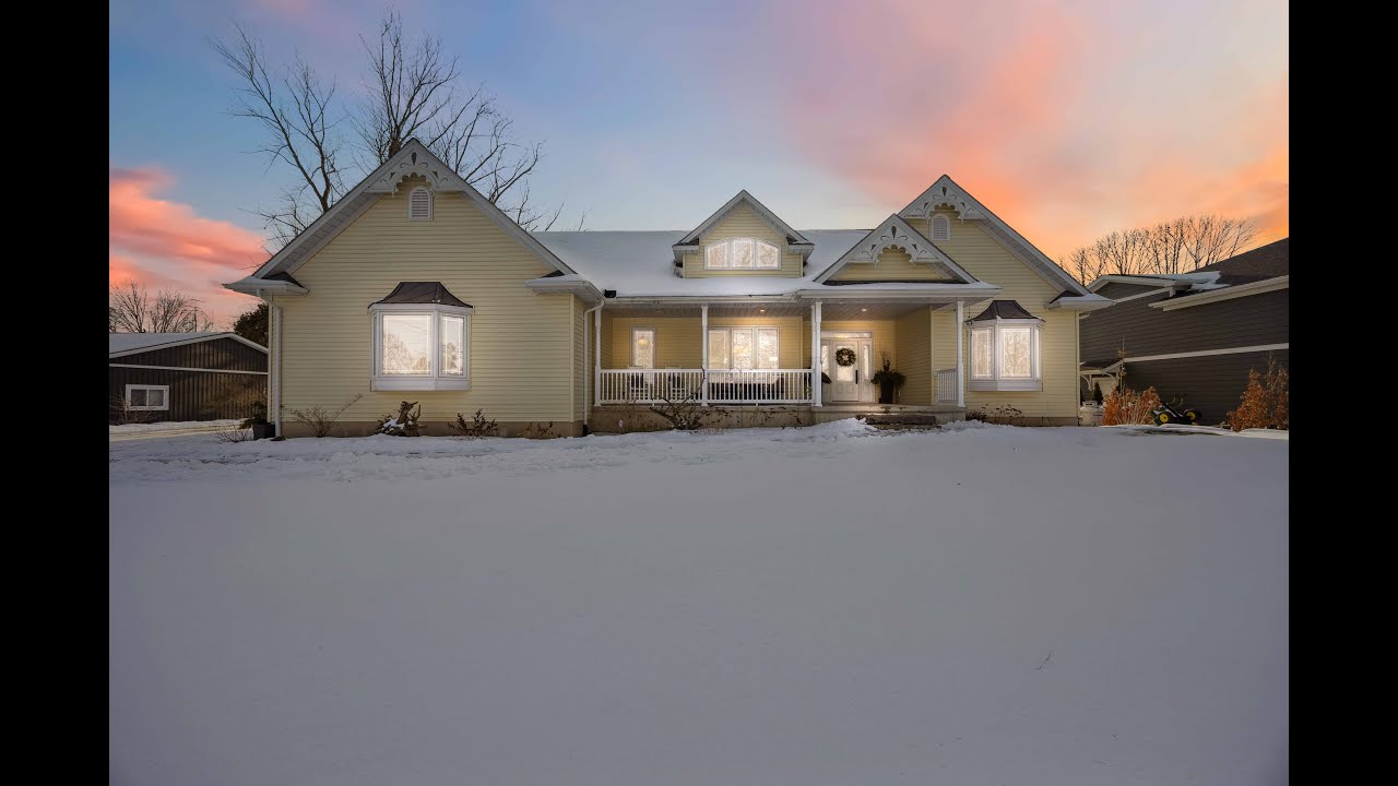 Anna Moscardelli, Realtor - 519-339-0864, RE/MAX Sarnia For Sale 8455 ...