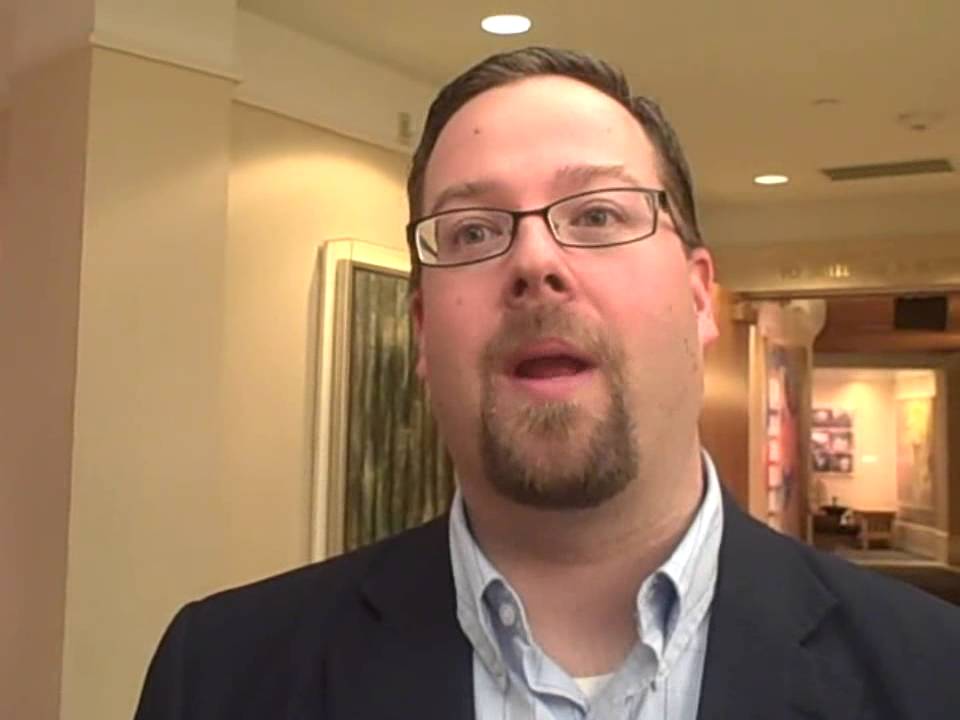 dennis roch on driver's licenses for illegal imm's - YouTube