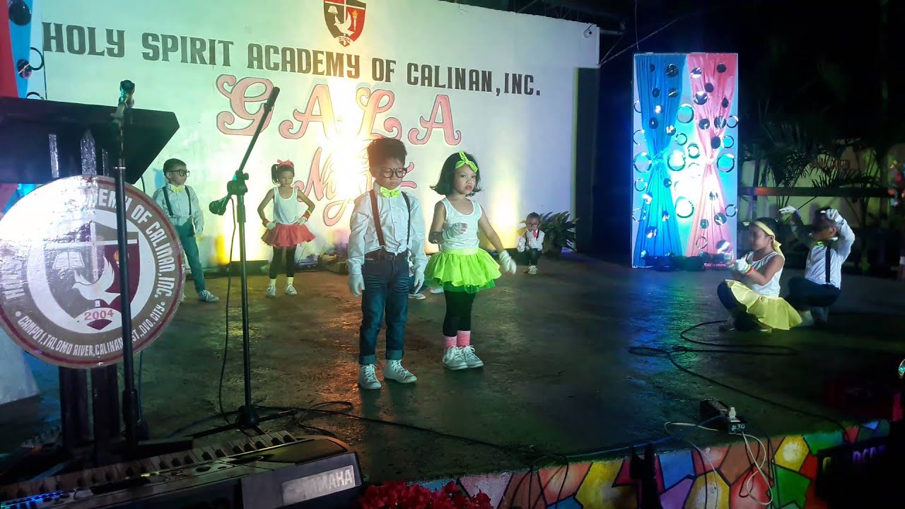 Gala night Performance...Kinder 2 - YouTube
