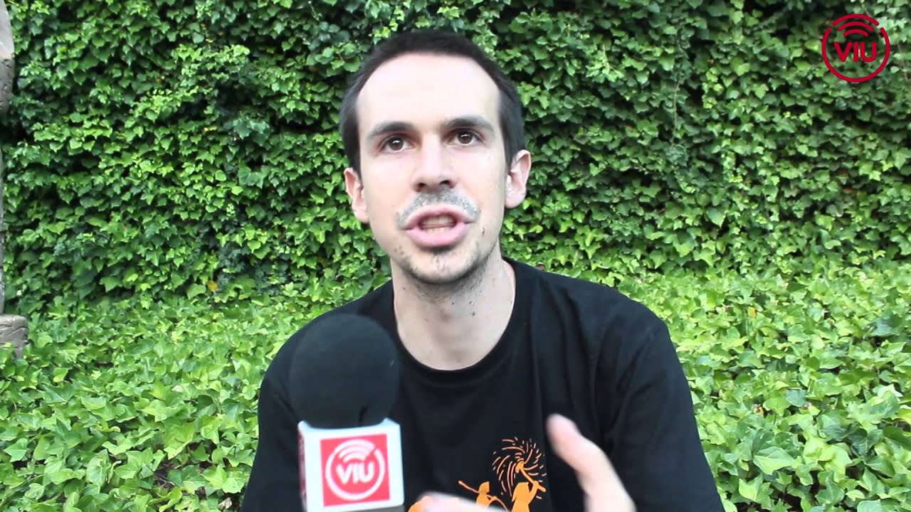 Entrevista Roger Castillo final III Cicle Músiques Invisibles - YouTube