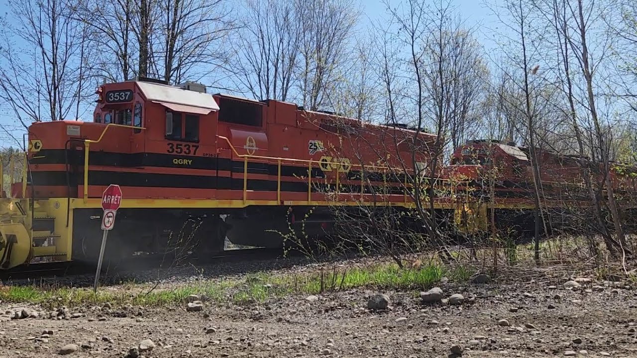 QGRY 3537, 3538 and 3016 @ La Gabelle - YouTube