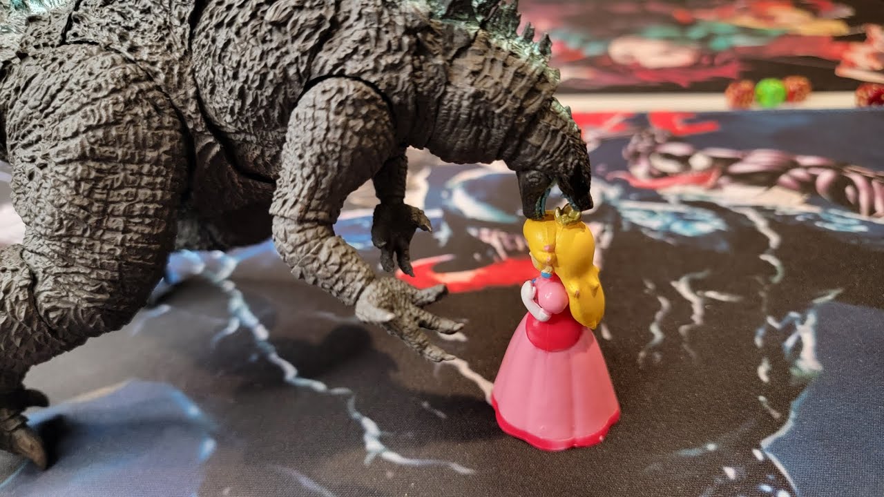 godzilla vs peach 🍑🐲 - YouTube