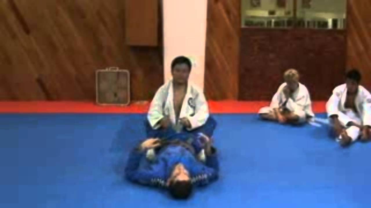 Hawaii Kai bjj lapel grab from guard - YouTube