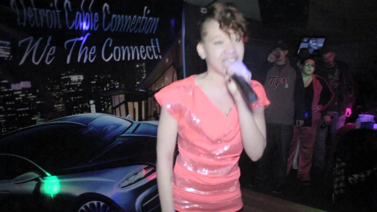 Sincerely Urz Club XO Performance 2 - YouTube