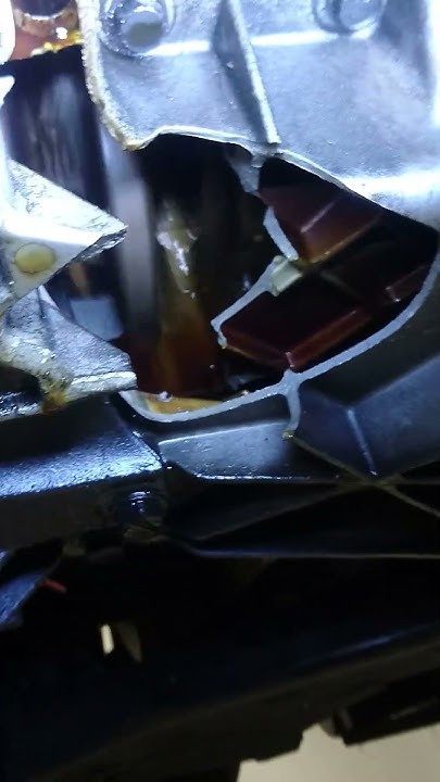 Chrystler 3.5 running like normal with a thrown rod and a giant hole in the block at sftec - YouTube