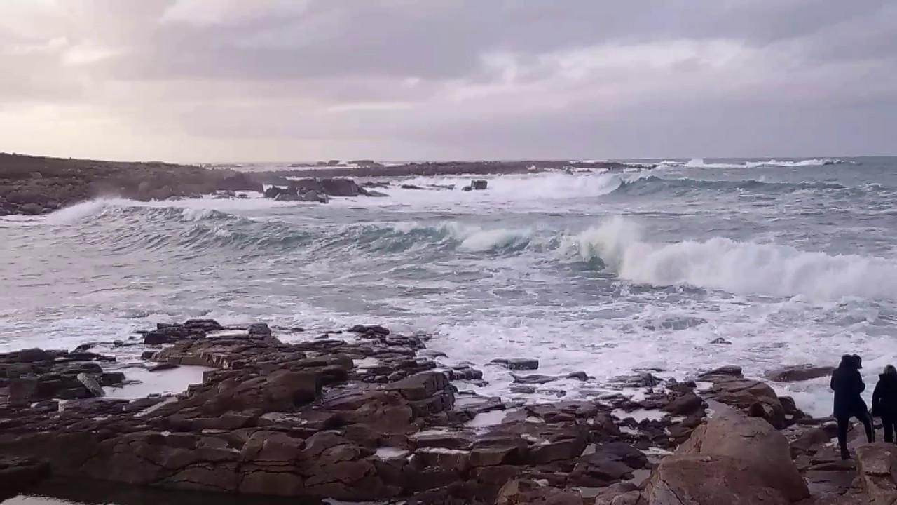 Diffraction des vagues - YouTube
