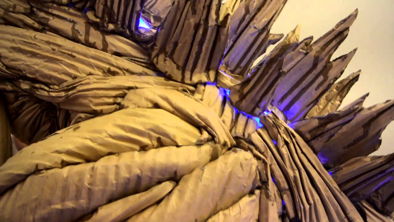 瓦楞紙哥吉拉 Cardboard Godzilla - YouTube