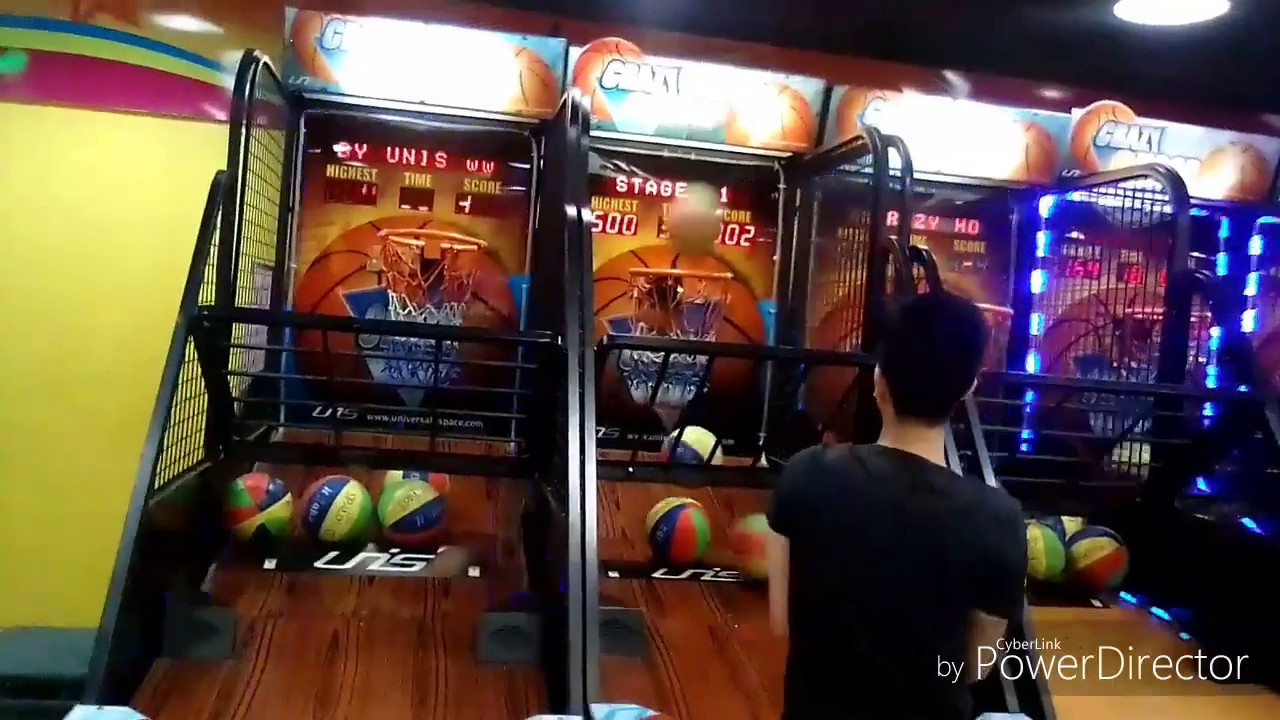 Scoring 126 points at Arcade Basketball - YouTube