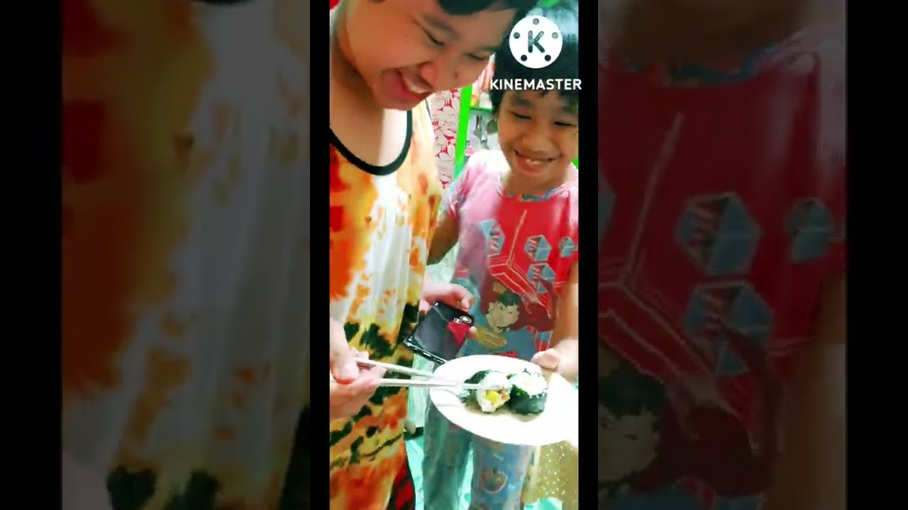 korenoy kimbap kids using chopstick #shorts #viral #reels #yummyfood - YouTube