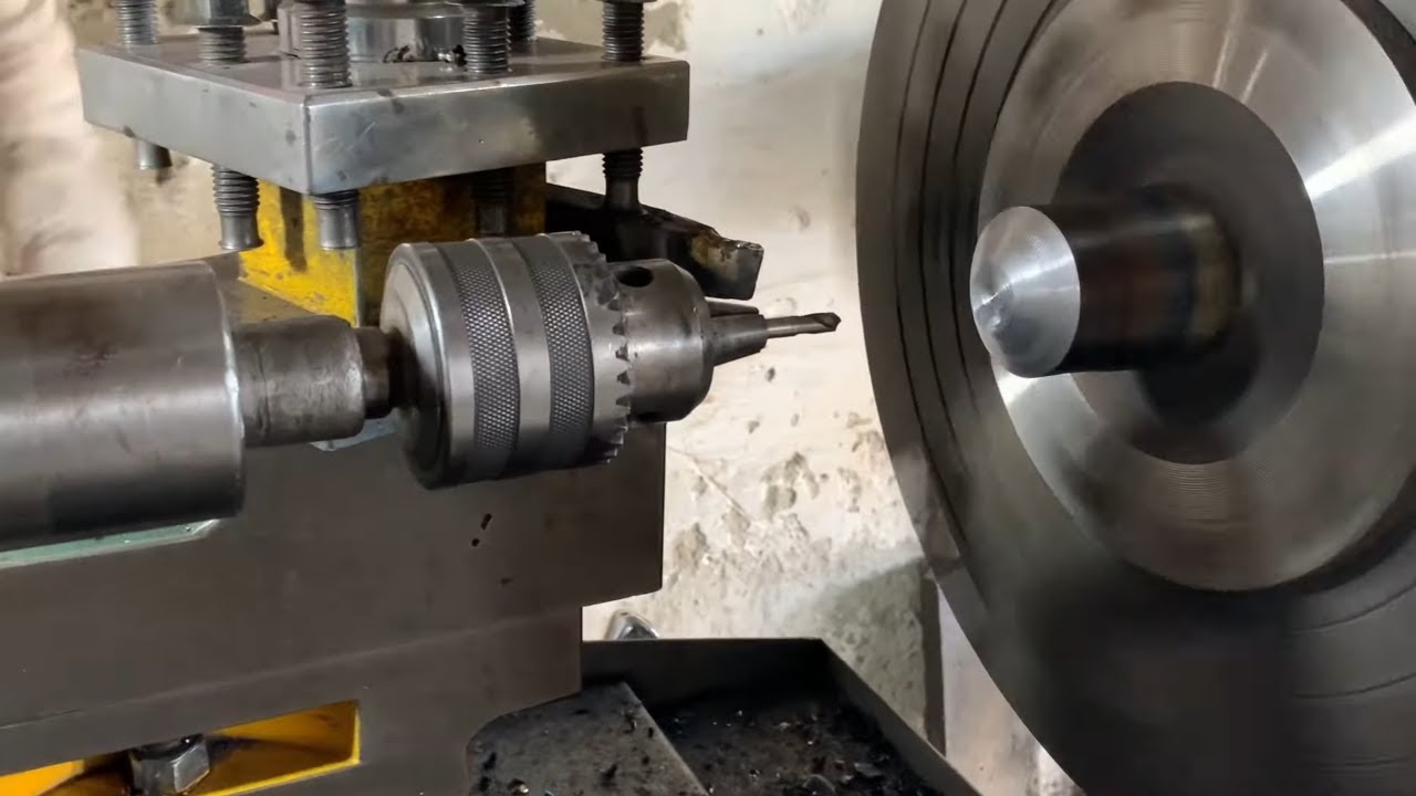 How to Repair Heavy Duty Rear Axle | Repairing Heavy Duty Broken Axle ...