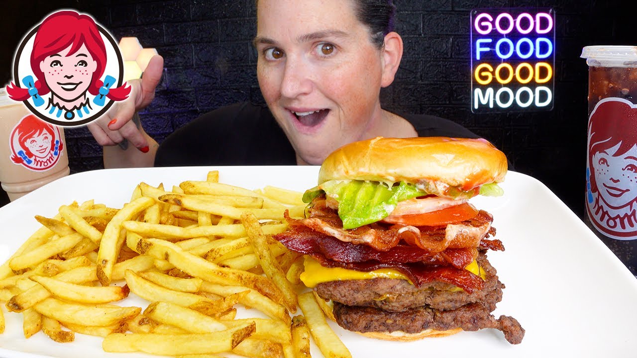 ASMR | WENDY'S | Triple Bacon Classic, Fries & Frosty | MUKBANG Eating ...