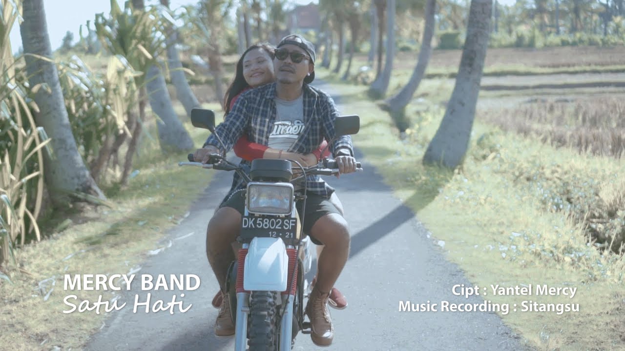 MERCY BAND - SATU HATI OFFICIAL VIDEO KLIP - YouTube Music