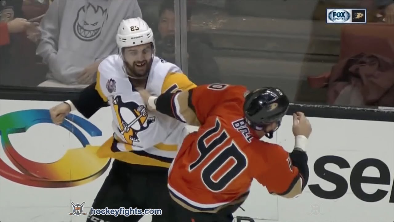 Tom Sestito vs Jared Boll Nov 2, 2016 - YouTube