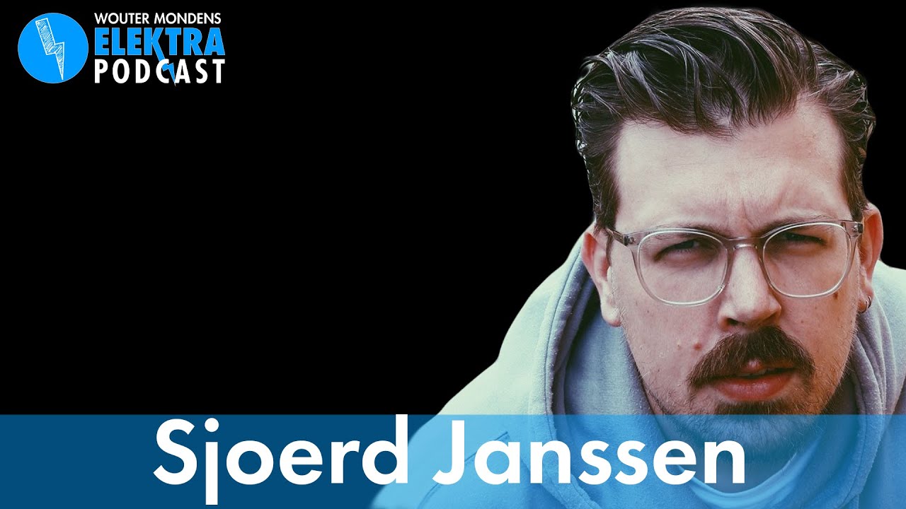 Sjoerd Janssen - Hond beet een kip dood tijdens mijn show - YouTube
