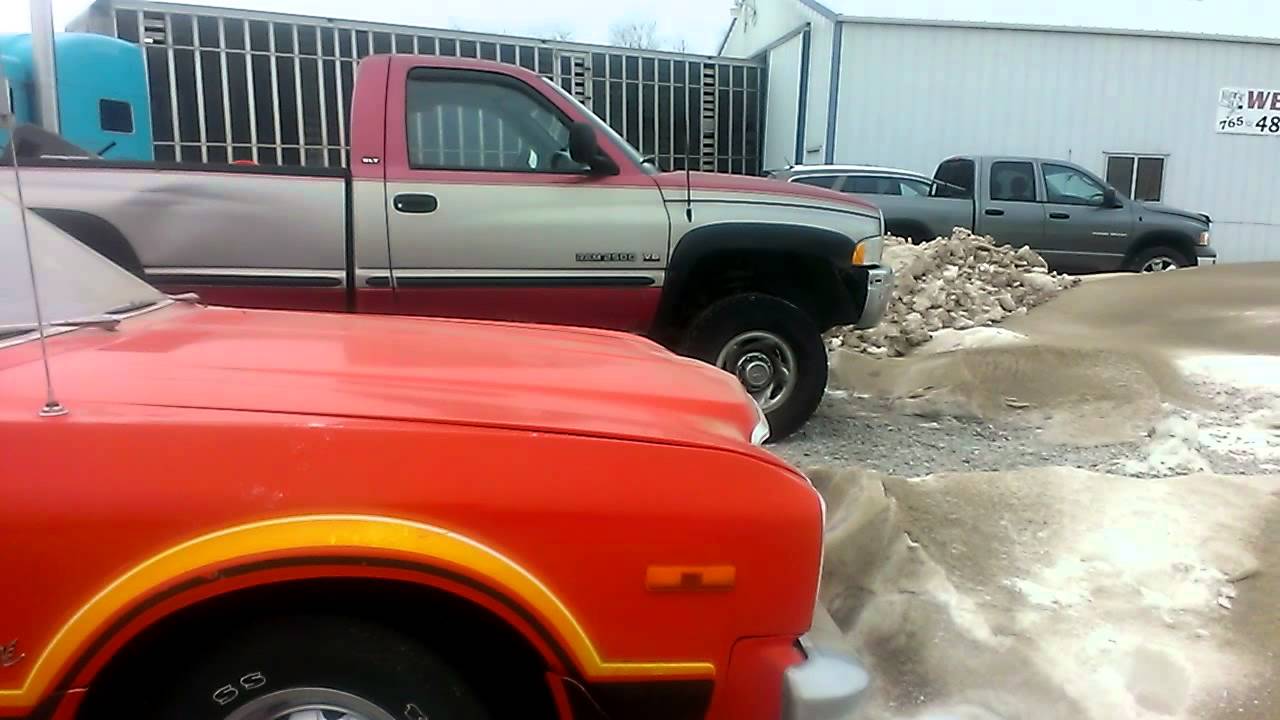 76 Road Runner - YouTube