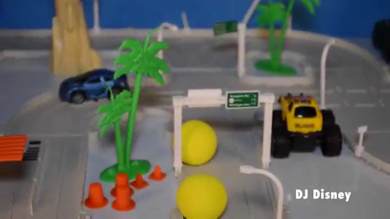 Mini Smart Car Monster Truck Runs Over Hex Bug Mini Smart Car that ...