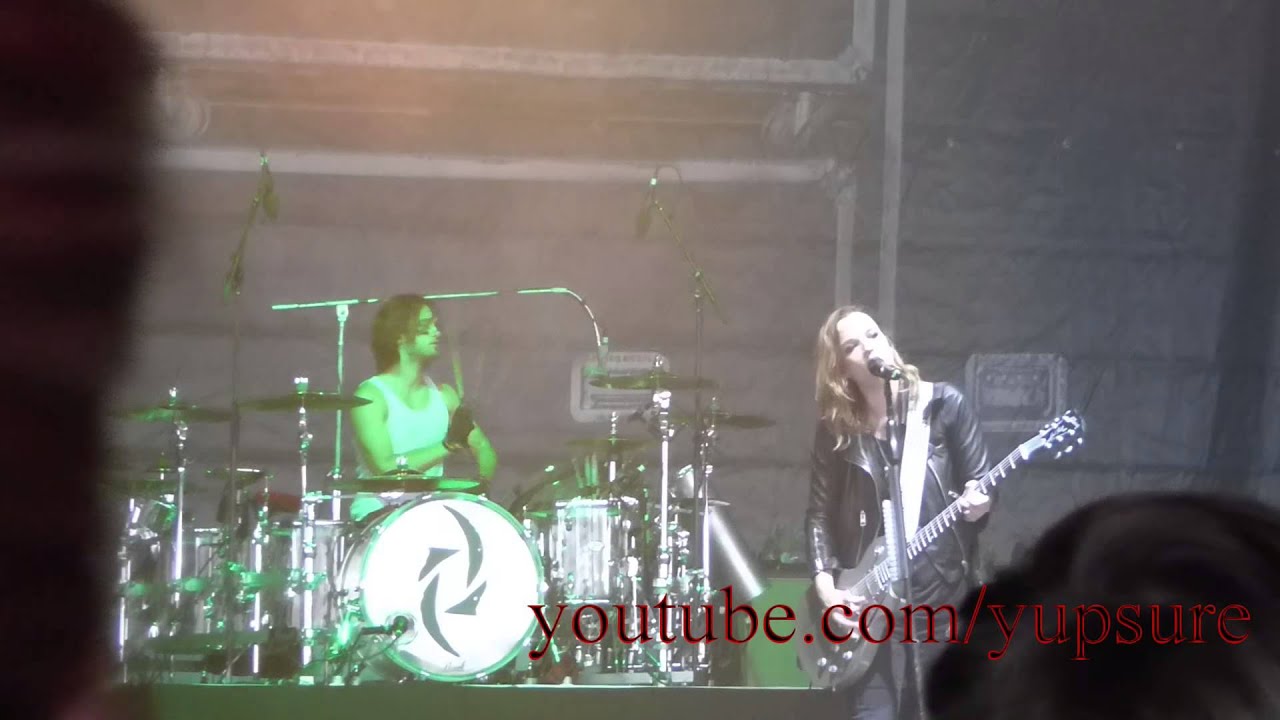Halestorm I Get Off Live HD HQ Audio!!! MMRBQ 2015 - YouTube