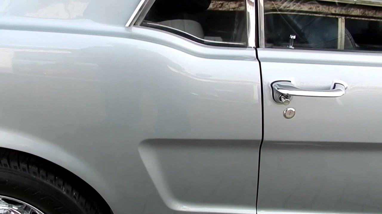 1964 1/2 Ford Mustang Coupé 289 "D-Code" Silver Smoke Gray - YouTube