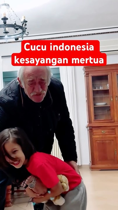 Mertua main sama cucu #bulespanyol #vlogspanyol #plangioliver - YouTube