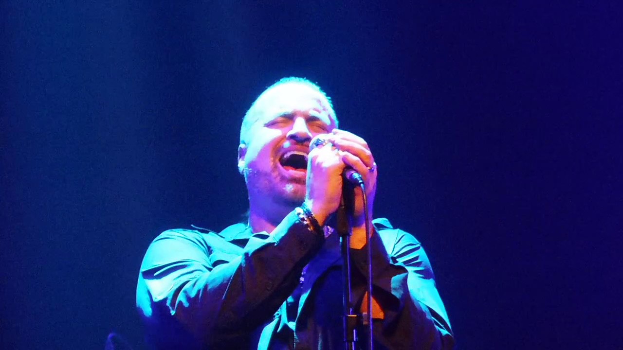 Russell Allen -Paradise Lost/Symphony X- Live Argentina 2017 - YouTube