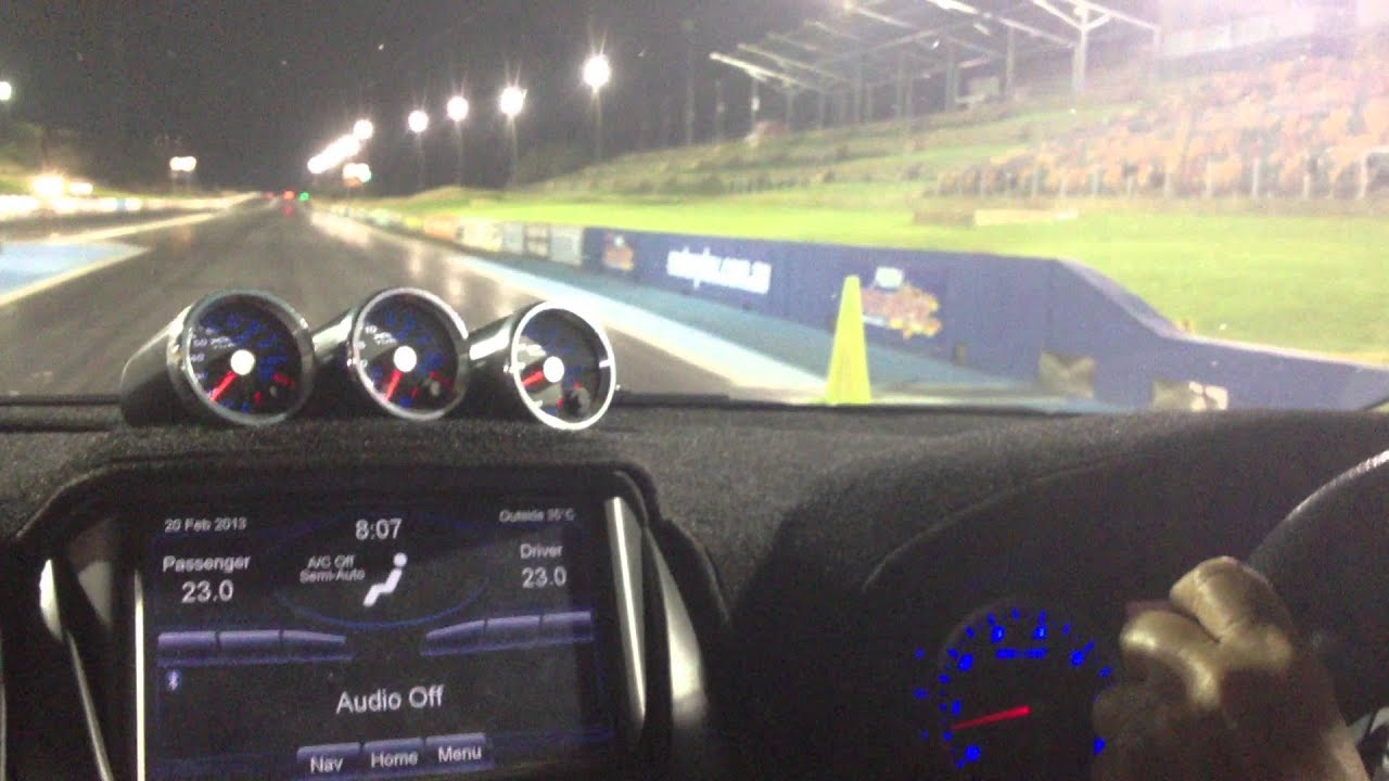 Bev Paton racing at the Motorplex - YouTube