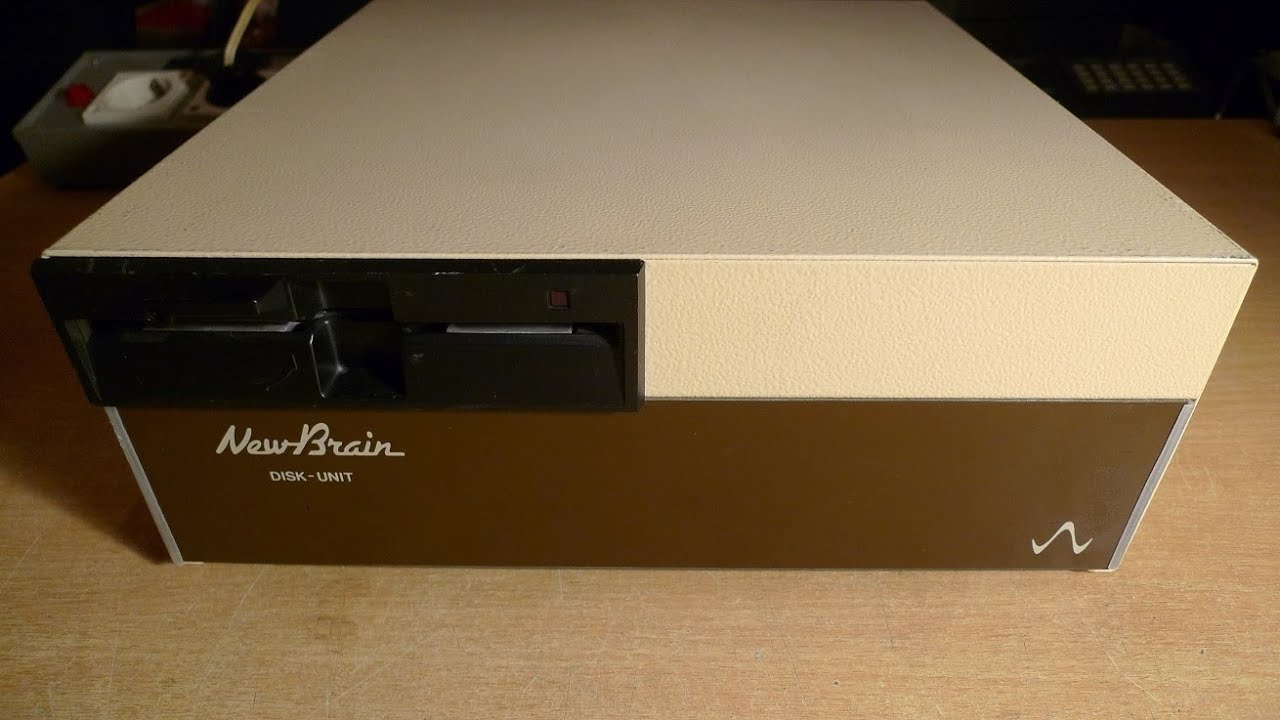NewBrain Disk Unit - First run/try... (& a BBC Micro) - YouTube