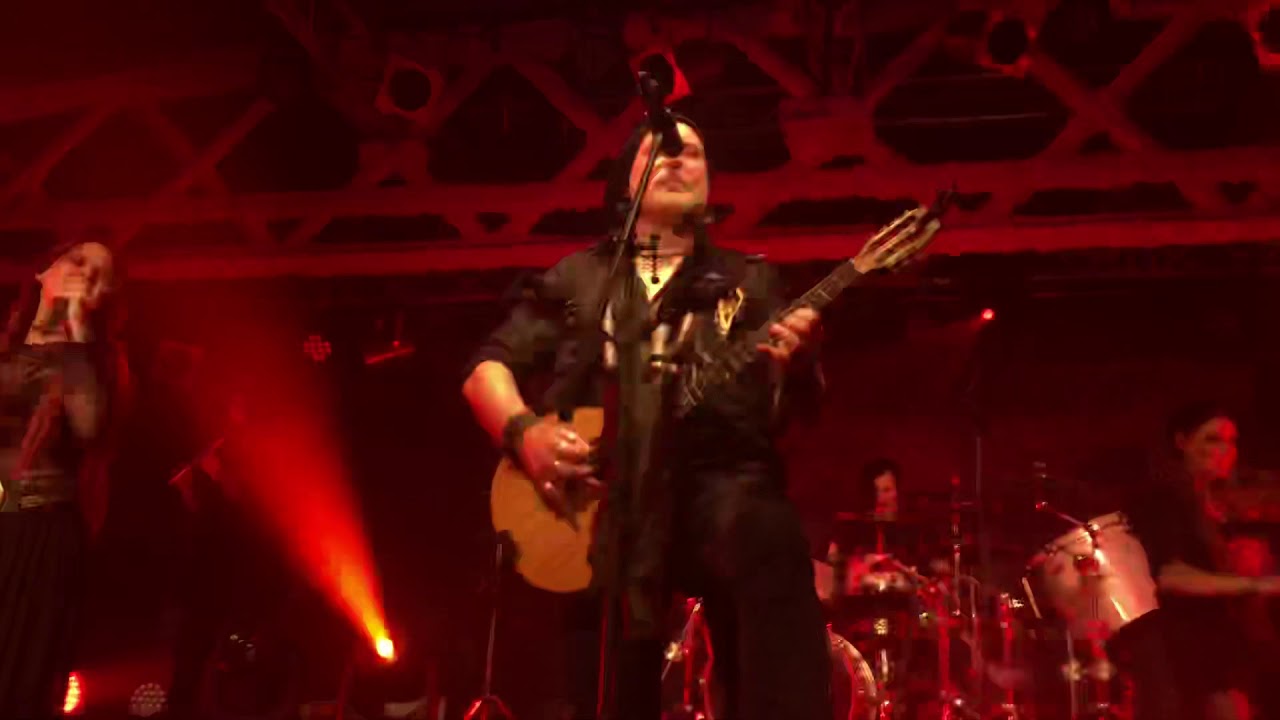 Eluveitie - A Rose For Epona (Live Barcelona 27/11/2019) - YouTube