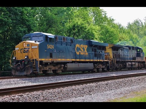 CSX 5424 Leads CSX 451 M O W and Mixed Freight Wampum Pa 5 2024 - YouTube