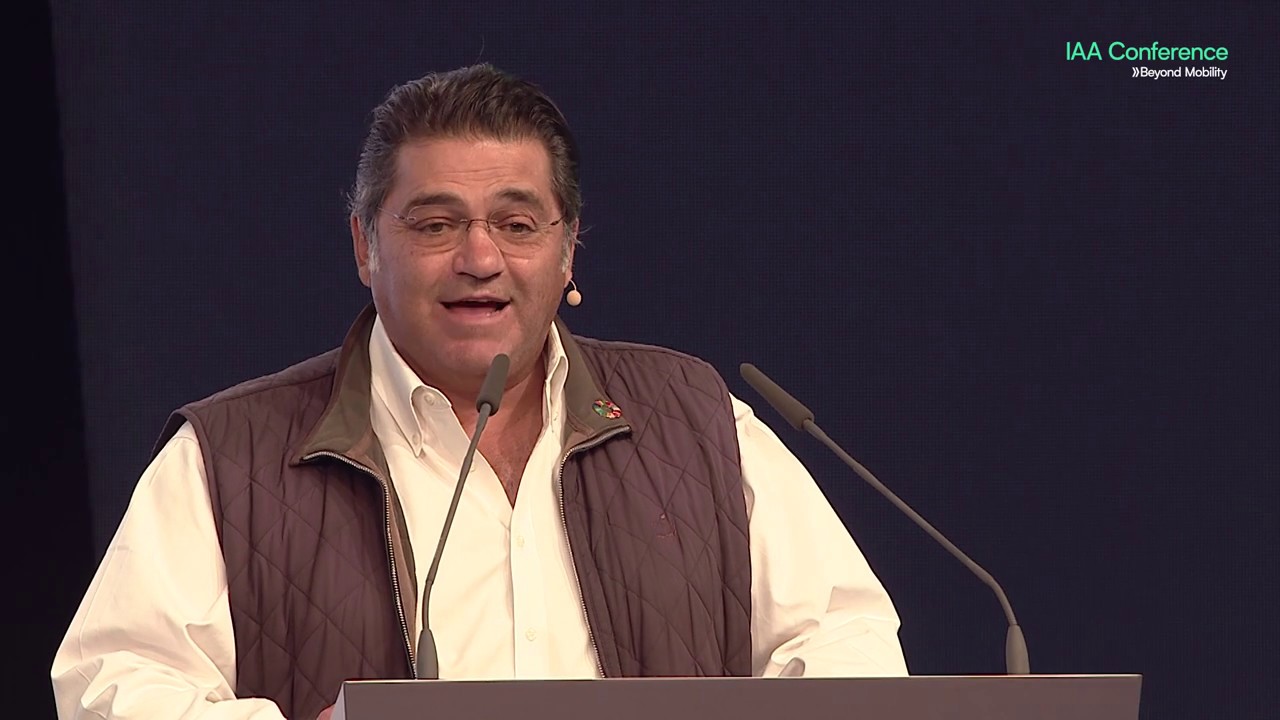 Saeed Amidi About Actors In The Start up Eco System Of Plug And Play Keynote IAA Conference saeed-amidi-about-actors-in-the-start-up-eco-system-of-plug-and-play-keynote-iaa-conference
