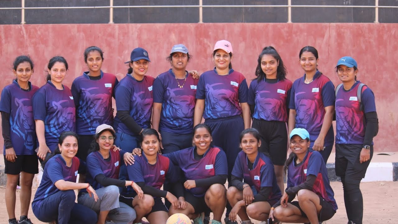 WOMEN THROW BALL TEAM - BANGALORE CHALLENGERS, ELECTRONIC CITY. - YouTube