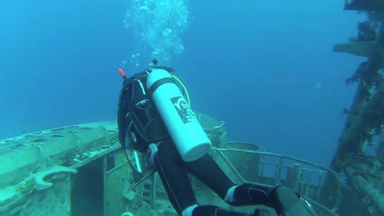 Scuba Diving the Satil Wreck - YouTube