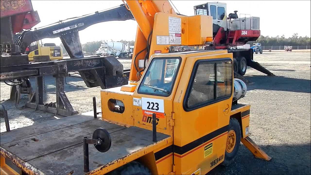Cute Little Crane - YouTube