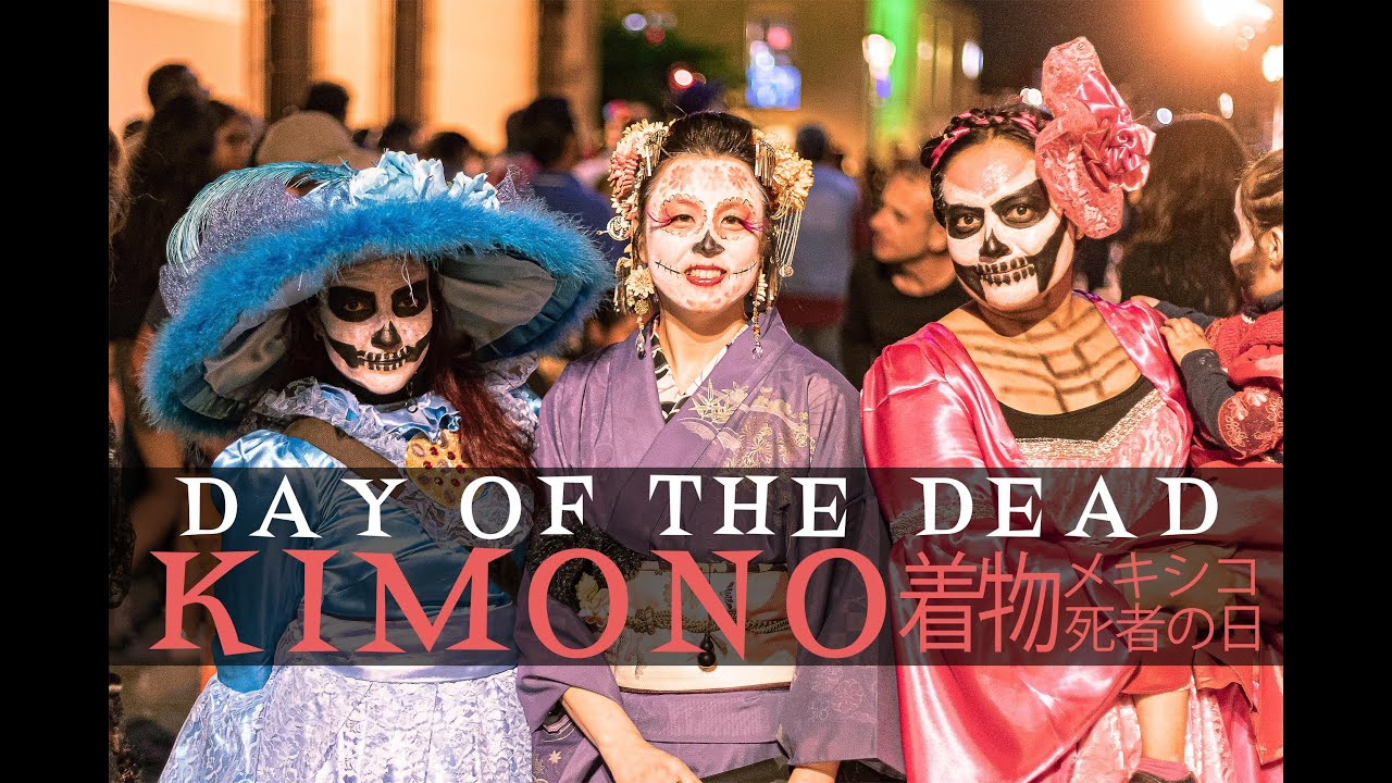 KIMONO + DAY OF THE DEAD 死者の日の祭りで一番目立っていた着物の日本人女性 - YouTube