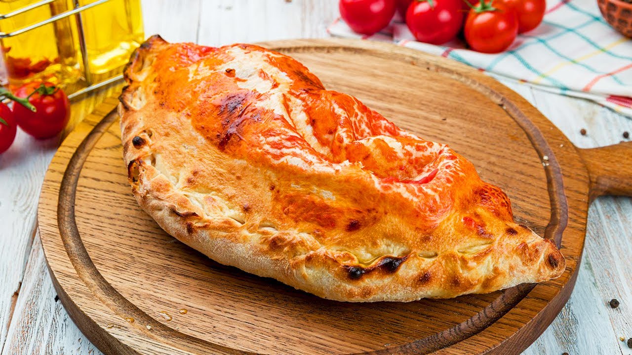 Best Calzone Pizza Recipe | Calzone Di Parma - YouTube