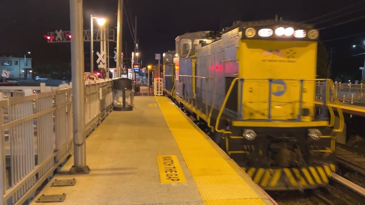 LIRR work train at Bethpage - YouTube