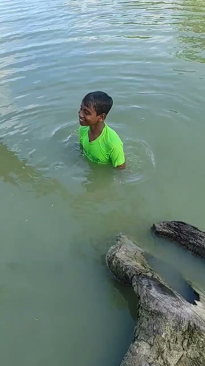 Sarputi fishing by diving - YouTube