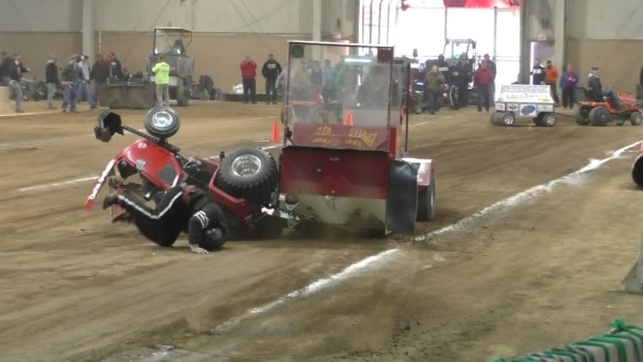 Thrills N Spills Crazy Truck And Tractor Pulling Fails - YouTube