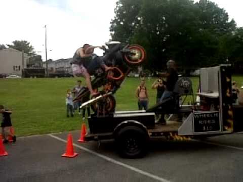 Girls fall off Wheelie Machine at Infamous Ryders Bike Bash Lancaster ...