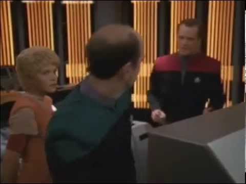 Star Trek Voyager: Holographic Lungs to Save Mr. Neelix - YouTube