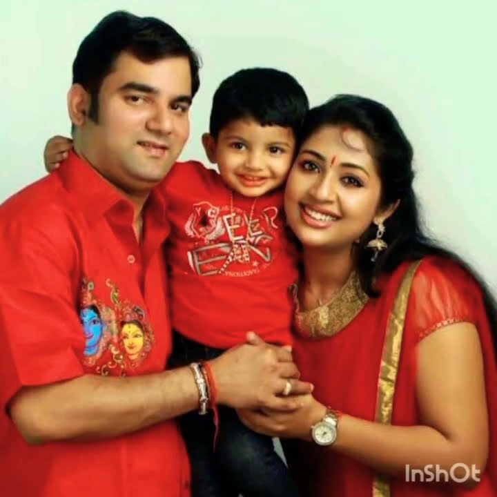 Navya Nair Family 🥰🥰 - YouTube
